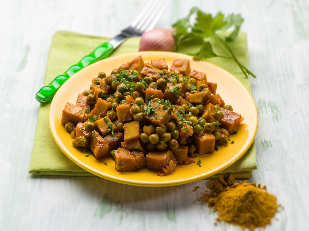 Luscious Curried Seitan with Peas | Air Fryer
