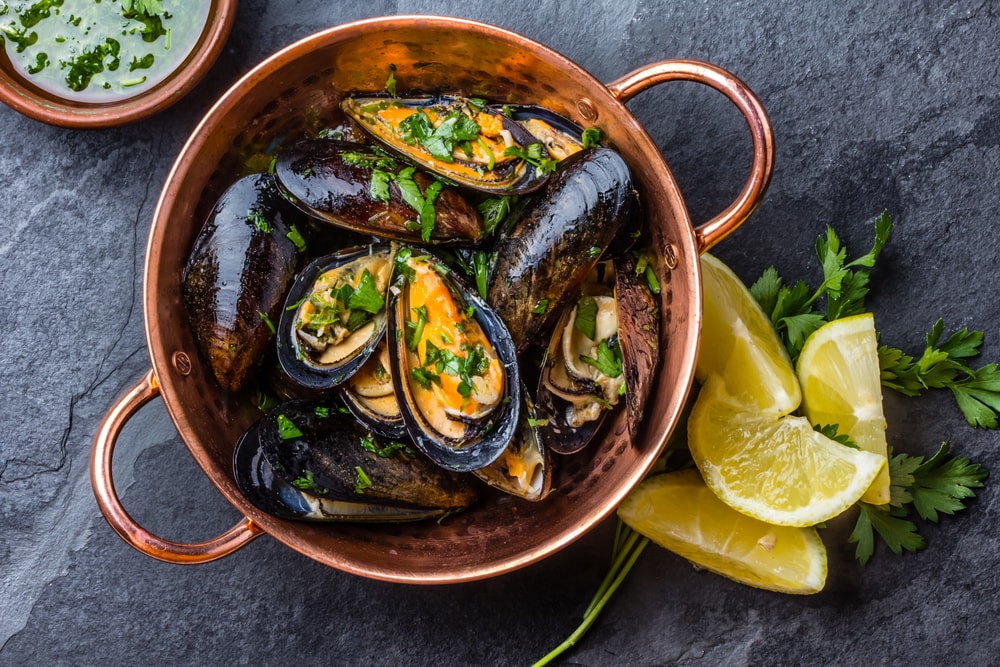 Delicious Mussels with Lemon and Herb | Air Fryer
