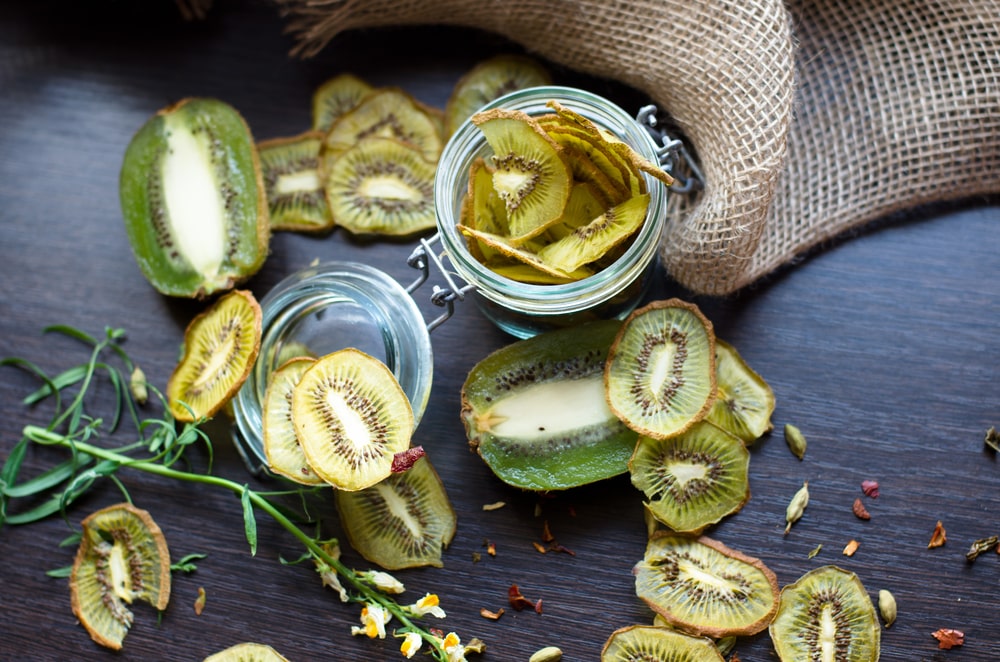 Air-Fried Kiwi Chips - Mouth-watering Starter